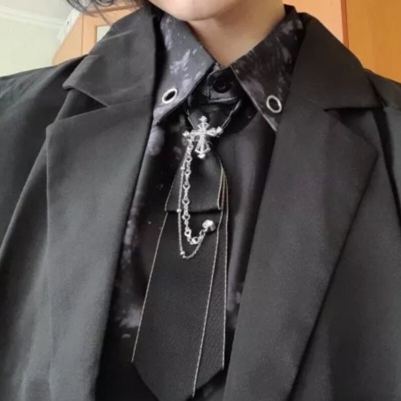 Corbata corta negra con dijes removibles - LaraluluStore